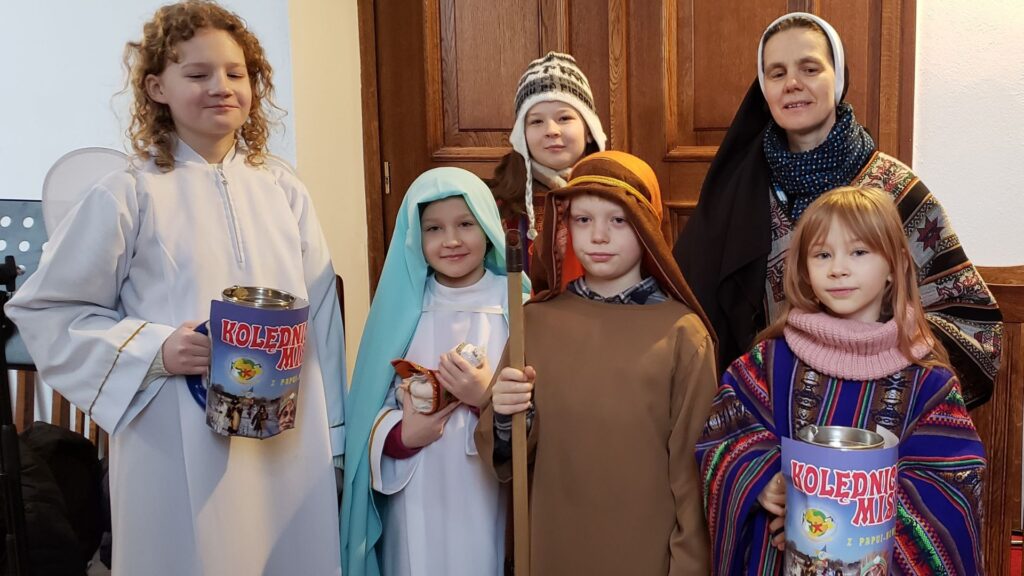 Kolędnicy Misyjni w Suwałkach - Terezjanki